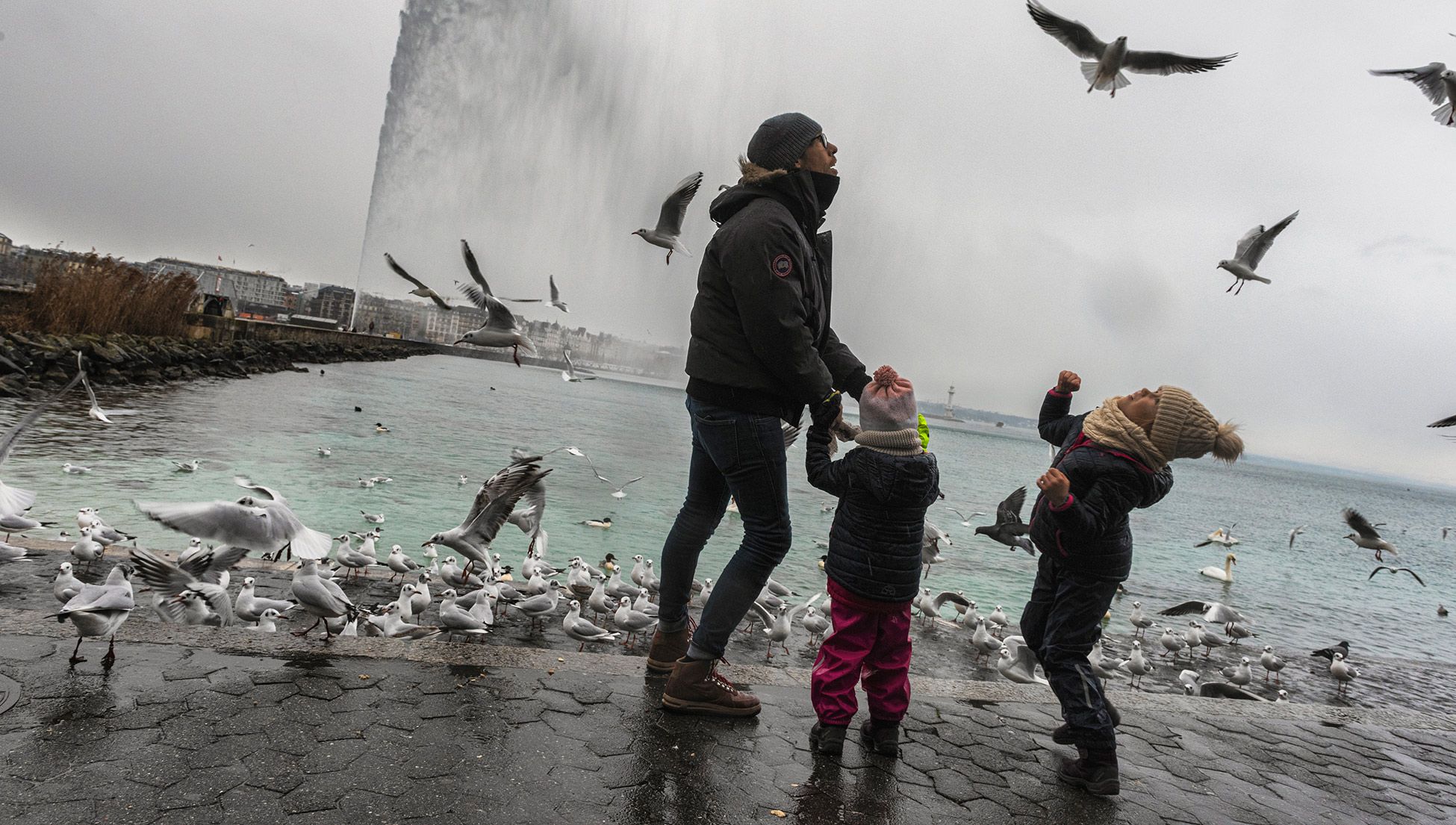 The hug from a stranger that helped me overcome my grief | Psyche Ideas